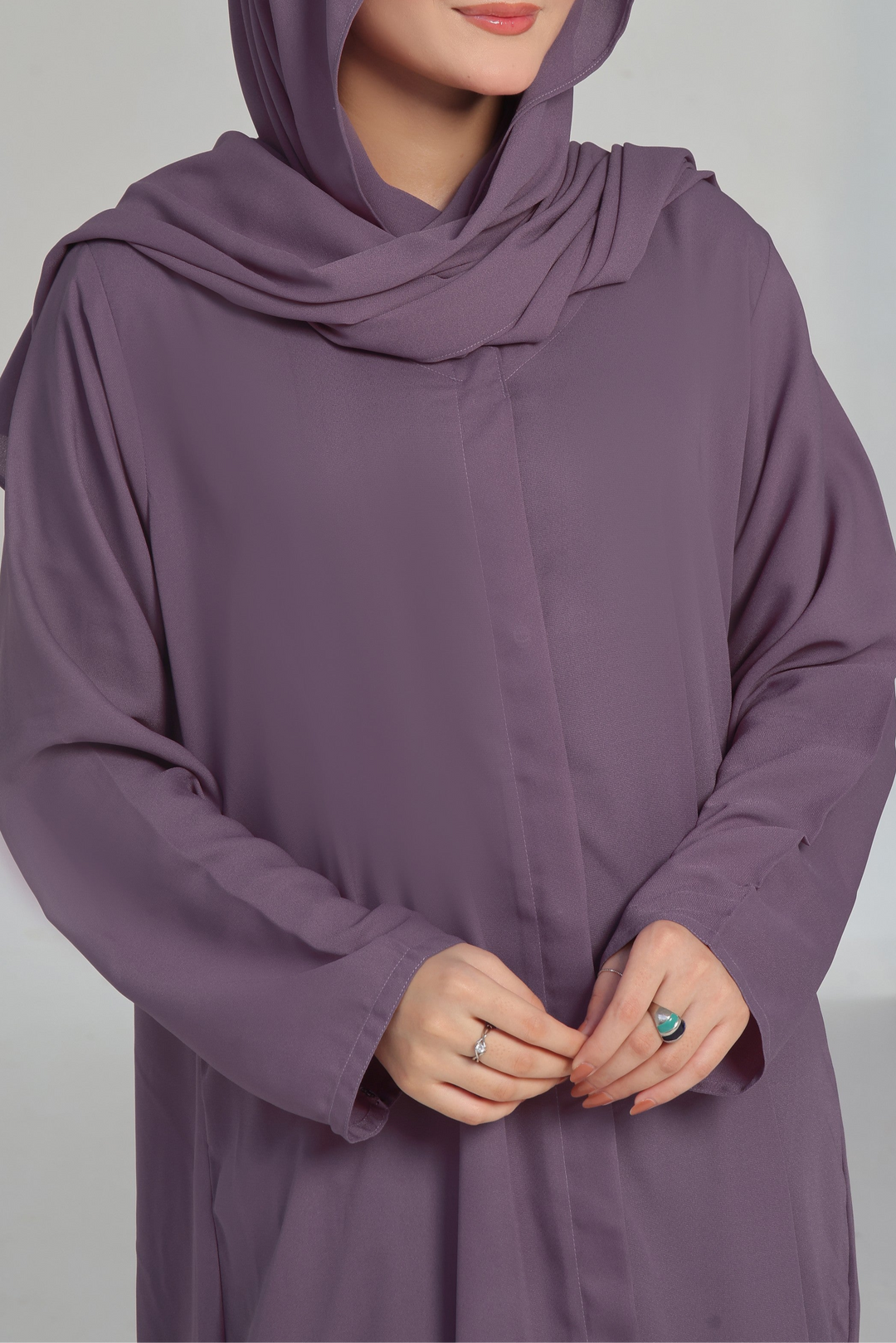 Abayas available online in Pakistan – TGM Basics – TGM BASIC